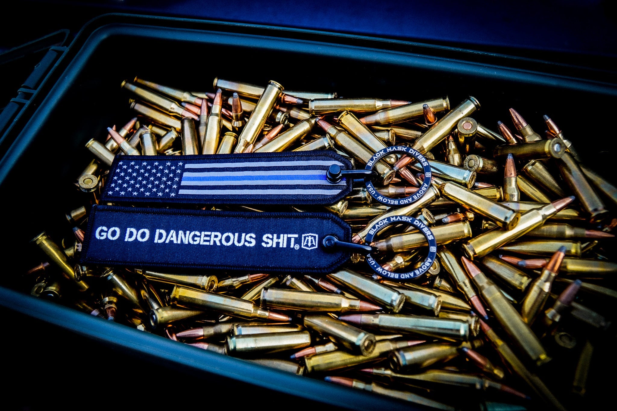 Black Mask Divers Thin Blue Line Key Chain – SendIt Sailing