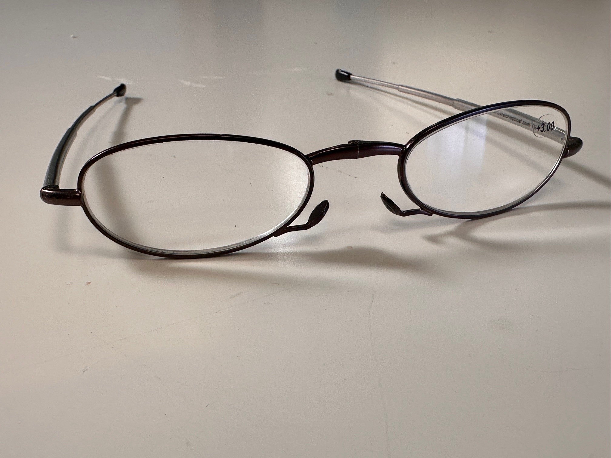 Executive Readers Oval – SendIt Sailing
